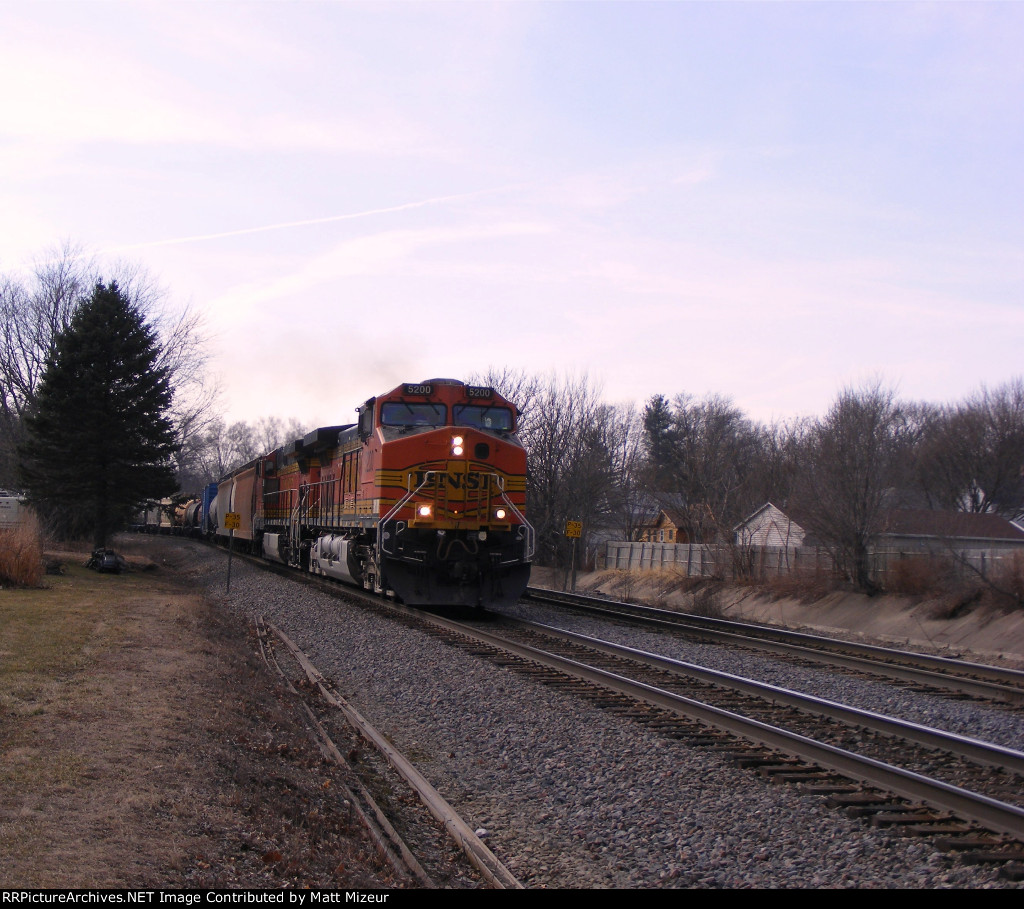BNSF 5200